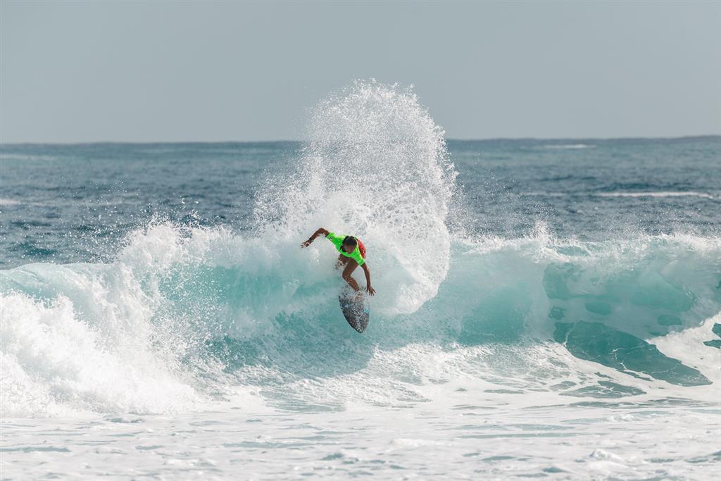 Boardriding | News | Tya Zebrowski and Kauli Vaast Win 2025 TOA Pro QS ...