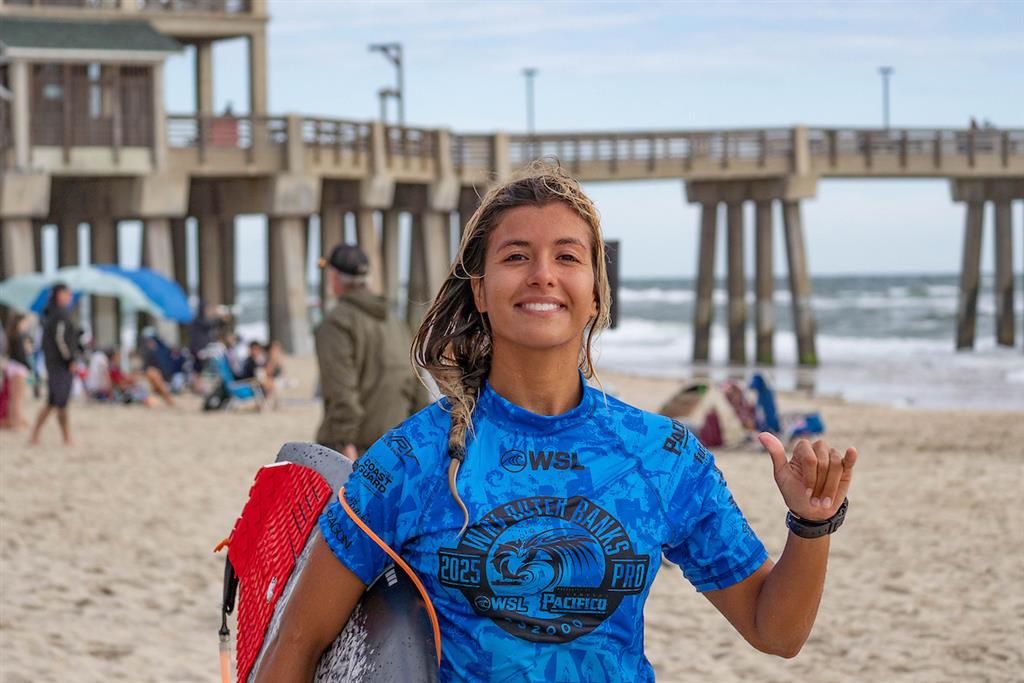 Boardriding | News | Alana Lopez and Cannon Carr Win WRV Outer Banks ...